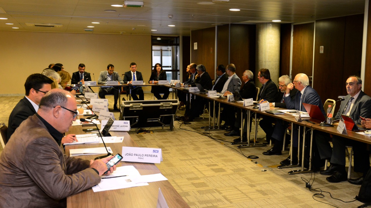 CNI discute projetos prioritários para as MPEs que tramitam no ...